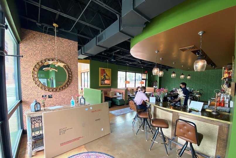 HanksDowntownDive-EntryConstruction ~ NC Triangle Dining Food Blog