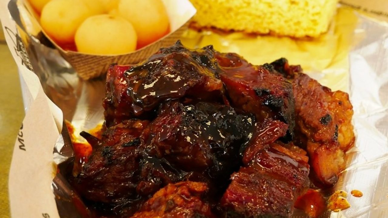 Redneck Barbeque Grill Seekers Prepare Their EXTREME Barbecues Made