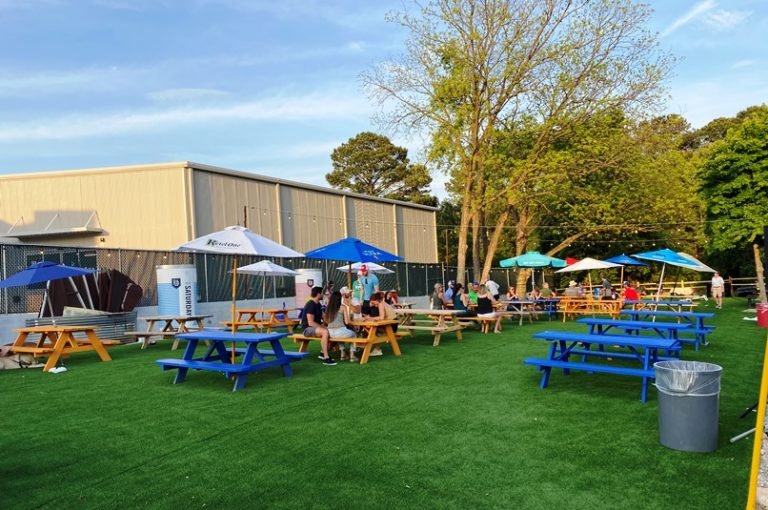 Photos: Bowstring Pizza and Brewyard in Raleigh