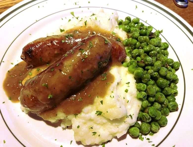 Gussie’s in Raleigh: A classic neighborhood bar with great flair and food