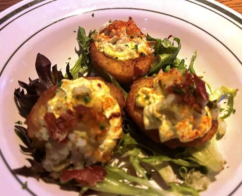 Gussie’s in Raleigh: A classic neighborhood bar with great flair and food